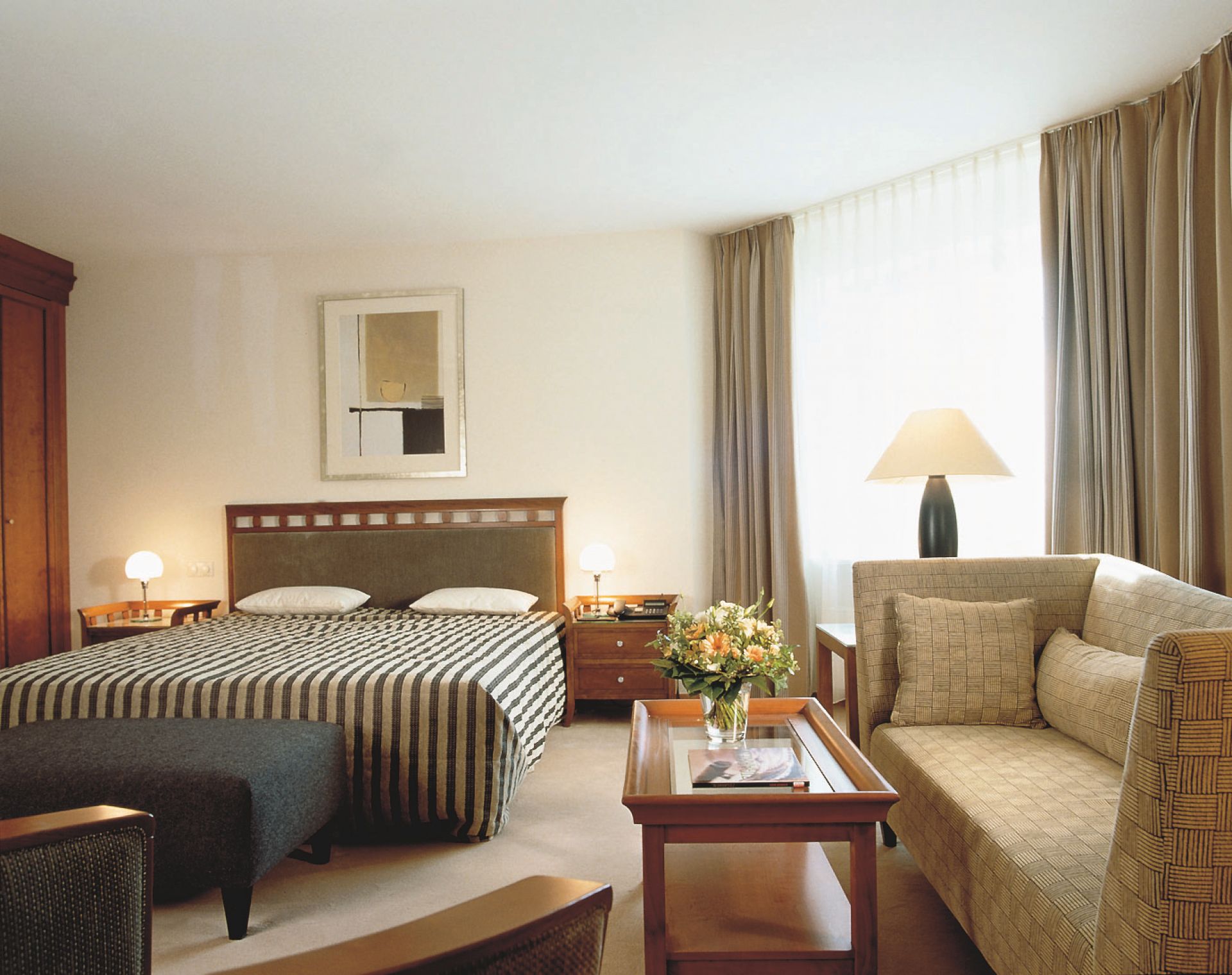 Fotos Lindner Main Plaza Frankfurt - First Class Zimmer im Lindner Hotel